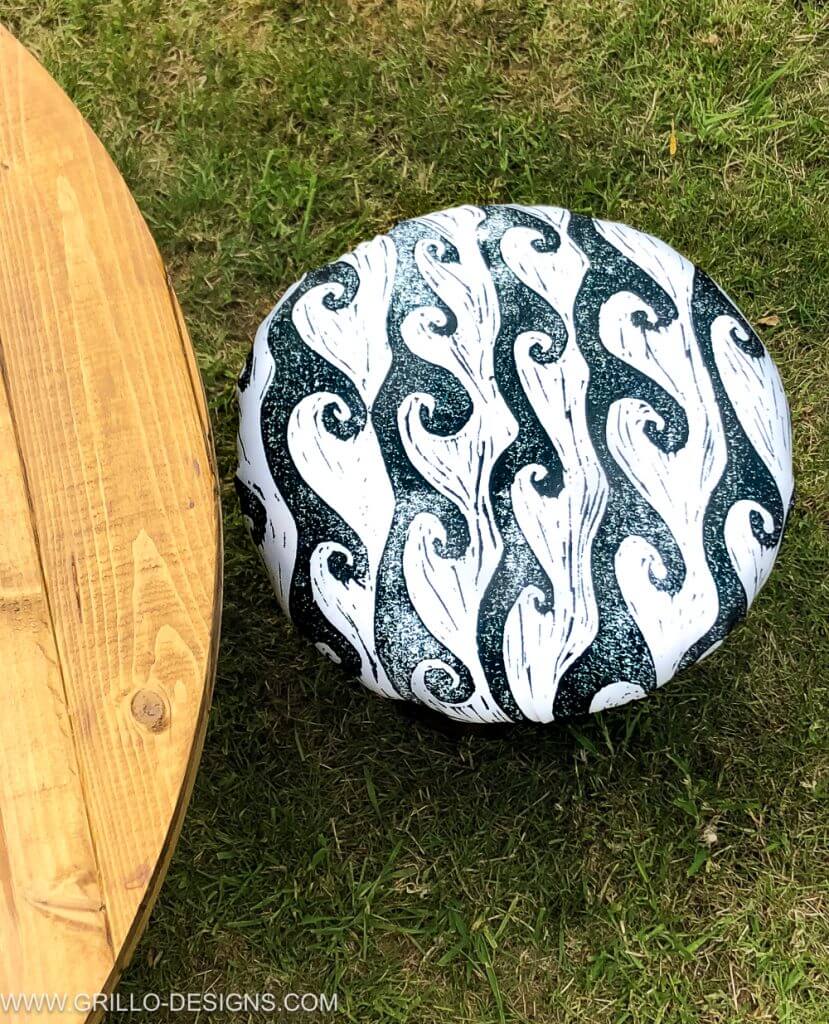 How to build a Tree Trunk Table (with Spoonflower) • Grillo Designs